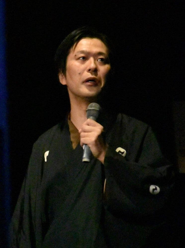 100年前の無声映画『イントレランス』に命を吹き込む「活動写真弁士」 - RKB毎日放送