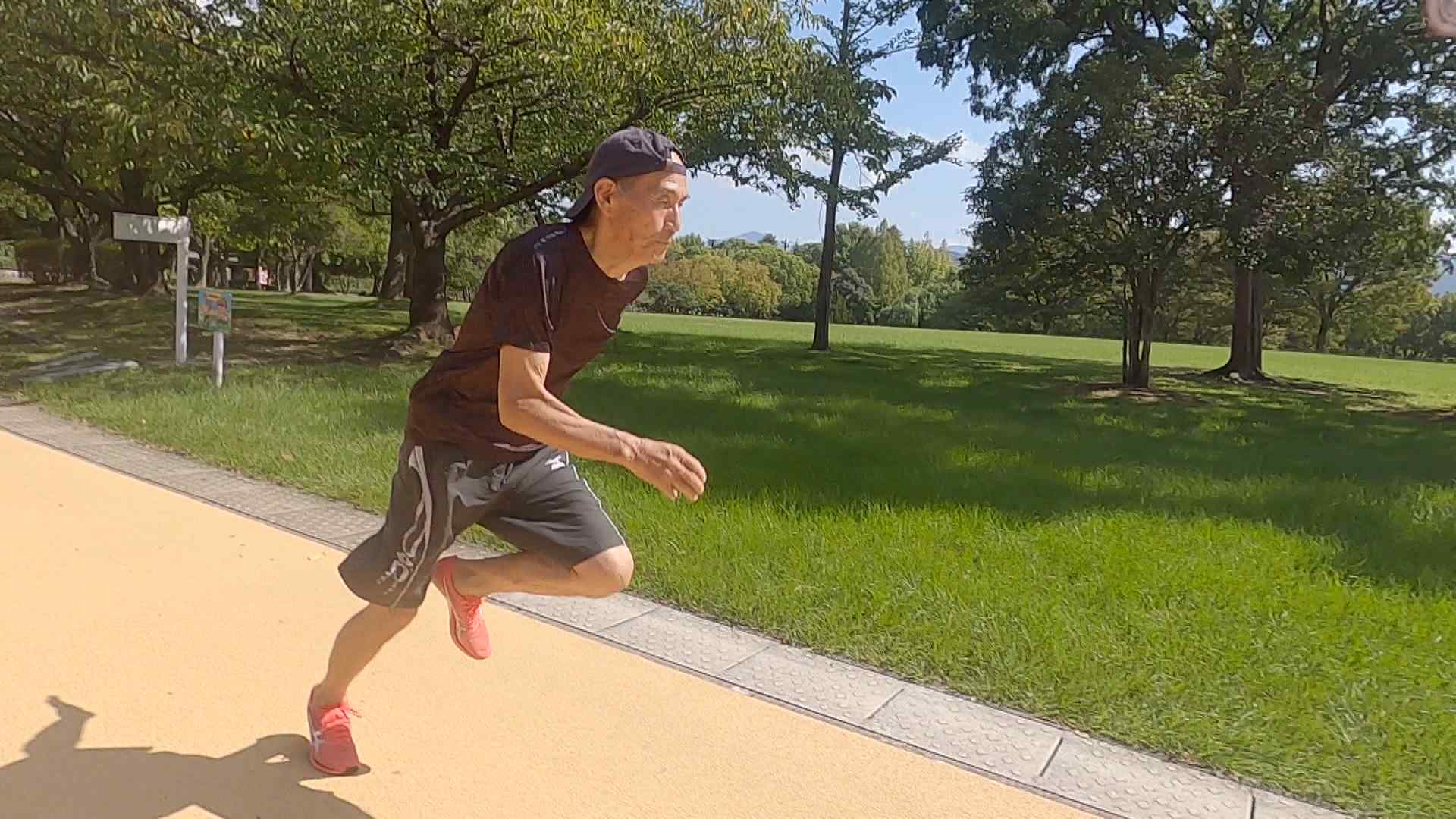 【敬老の日】これぞ本物の“鉄人ランナー”陸上に没頭した77歳が魅せる100メートル走 - RKB毎日放送