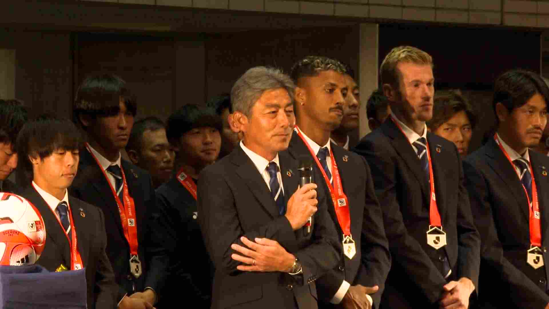 「みんながMVP。みんな、最高でした」祝勝会でアビスパ選手たち、ファンと喜び分かち合う - RKB毎日放送