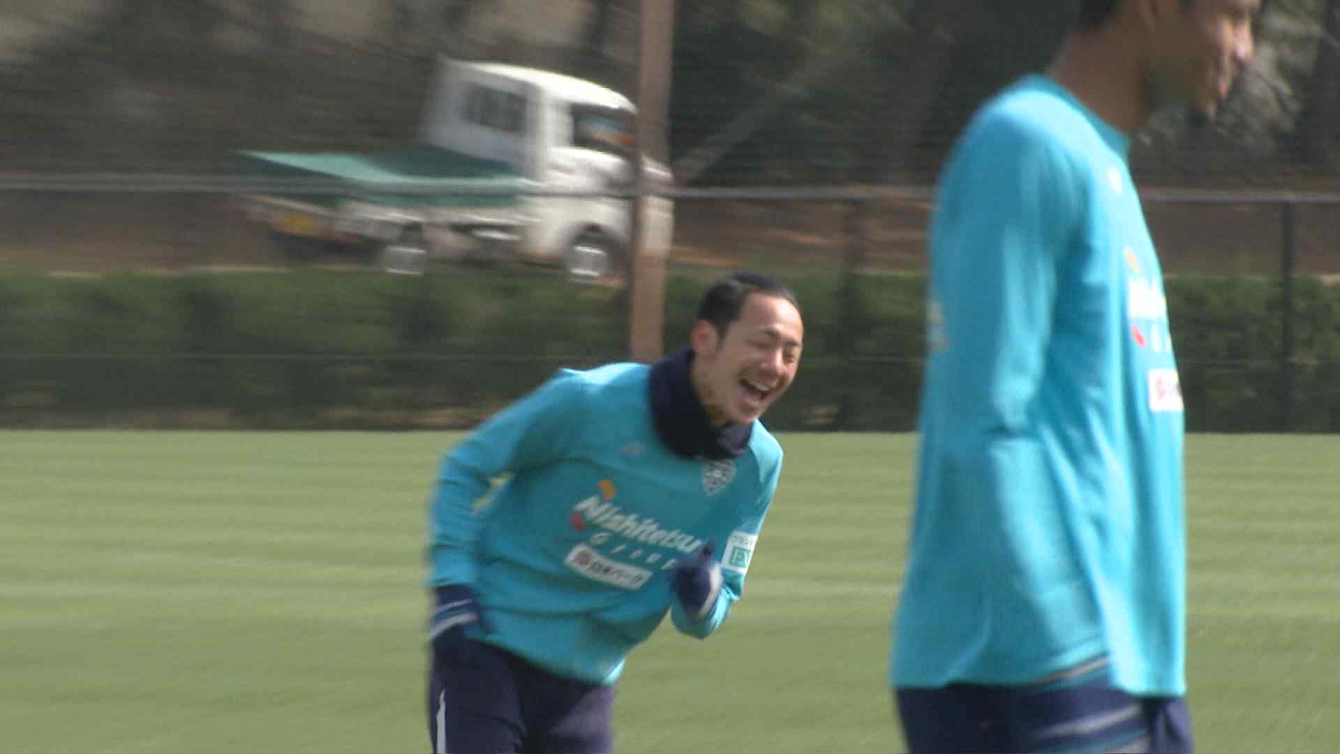 サッカーJ1「アビスパ福岡」得点力アップの鍵は佐藤凌我選手～開幕戦の相手はヴィッセル神戸 - RKBオンライン