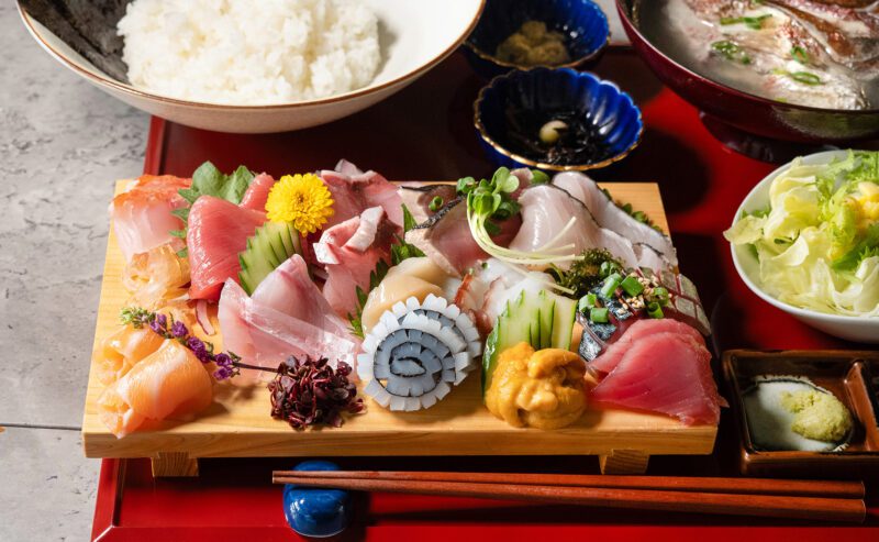 目からも伝わる鮮度と質！テイクアウトOKの寿司や圧巻の刺身定食を発見 - RKB毎日放送